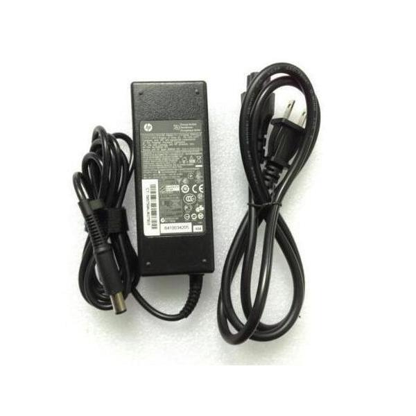 商品状態： 新品 バルク品 　●Input： AC100-240V (50-60Hz)●Output： 19V 4.74A●パワー：　90W●コネクタ：7.4X5.0mm 複数在庫。 同梱可能