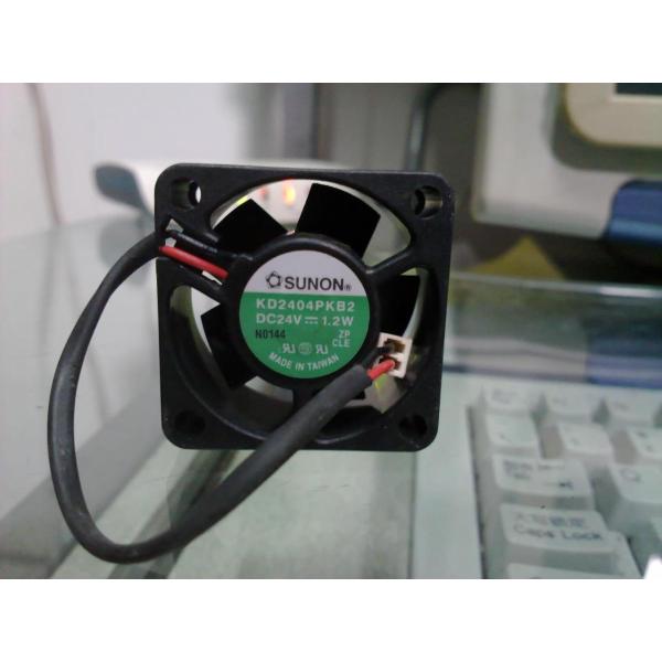 商品状態：新品　寸法：40x40x20mm用途: ノートPC、ウルトラモバイルPC、ネットブック、ミニノートPC　　複数在庫。 同梱可能