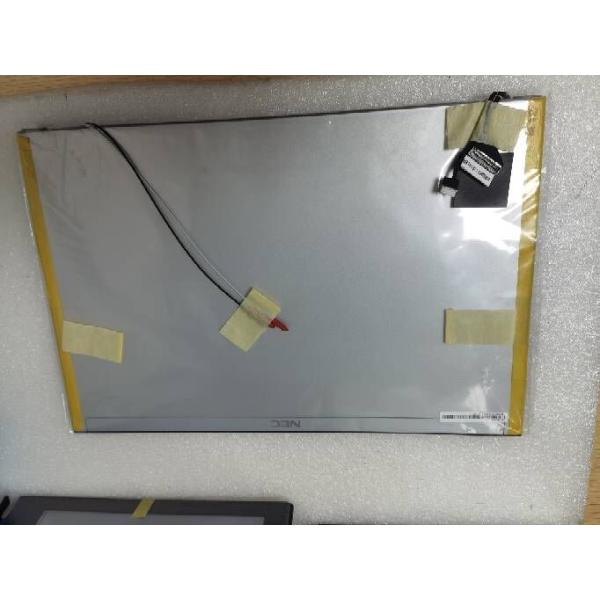 商品状態：新品サイズ: 13.3インチ解像度: 1600×900バックライト技術 ：LED複数在庫。同梱可能