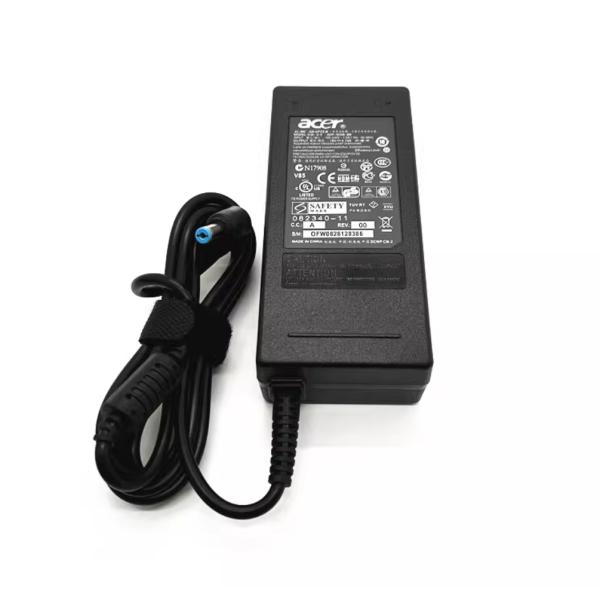 商品状態： 新品 バルク品 　●Input： AC100-240V (50-60Hz)●Output：19V 4.74A●パワー：90W●コネクタ形状にご注意ください:  5.5mm*1.7mm●電源コード付属 ●PSE認証済複数在庫。 同梱可能