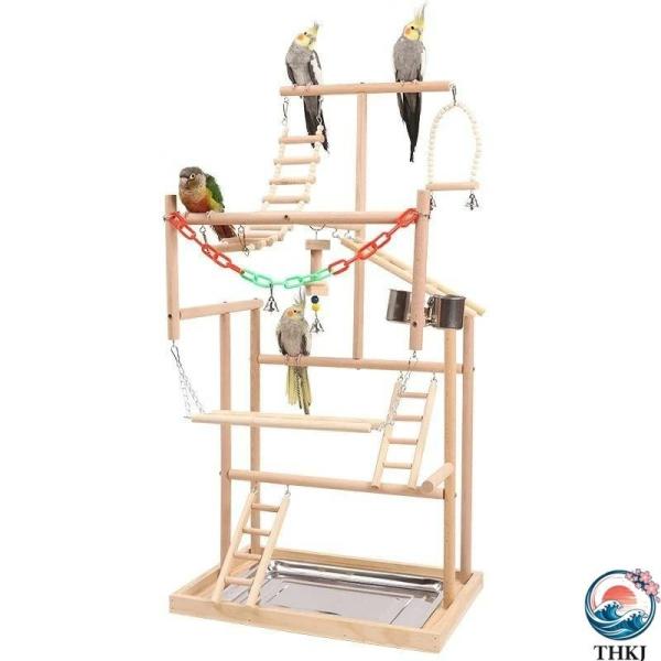 鳥のしつけプレイジム：とまり木やはしごがたくさん付いているので、鳥のおもちゃを揃えやすいです。 鳥のレジャーやトレーニングに最適なギフトです。 天然木：鳥のスタンドは天然の松の木でできており、無臭で、とまり木の表面は滑らかに磨かれ、鳥の足を...