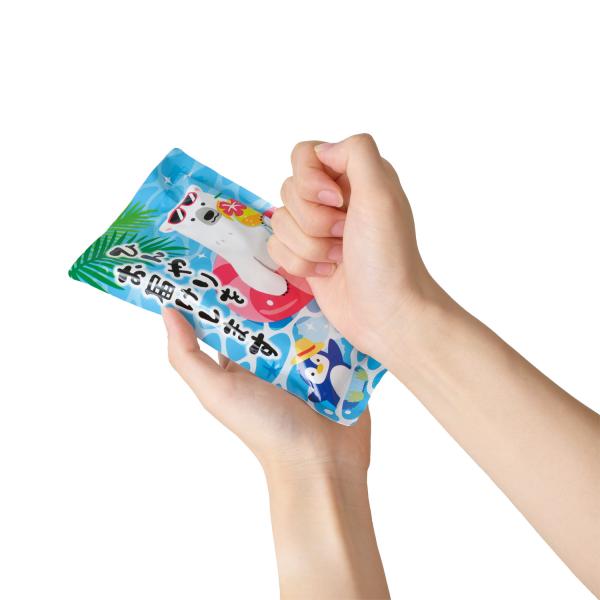 夏の暑さ対策や熱中症予防に最適な携帯用アイスパック。思いきりたたくとすぐに冷たくなる、瞬間冷却タイプの保冷剤です。首筋や額、手首など体の様々な部位に当てることで、効果的に体温を下げることができます。冷蔵庫や冷凍庫が不要なので、屋内でも屋外で...