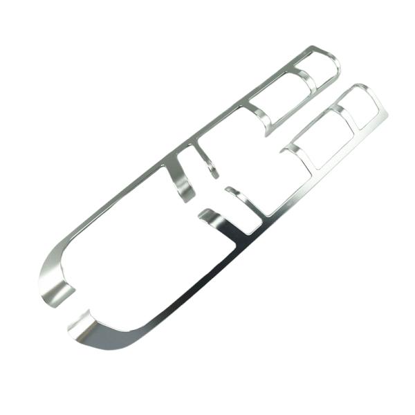 適合車種：スーツポルシェマカン2014-2018。パッケージ付属: 2個素材:アルミ合金カラー: シルバー