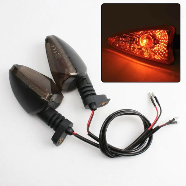 トライアンフ オートバイ 信号灯 ストリートトリプル rs s 2008-2017 daytona Tiger 透明シェル blacked shell 1個機能:100% 新品で高品質高品質の素材製、耐久性と実用性ウインカーは前面または背面...