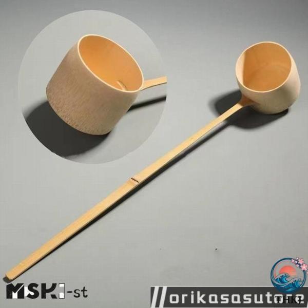 天然素材の竹を材料として作られています。：約直径4.8cm 高さ5cm