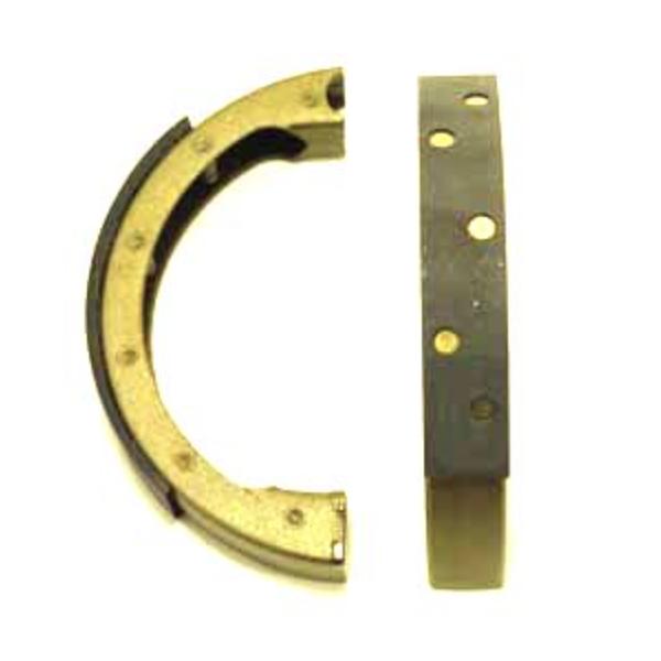 フロントブレーキシューセットにはリベット留めのライニングが付いています。ペアで販売されます。Front brake shoe set has riveted linings.Sold as a pair.FITS EL 1937-1952U...