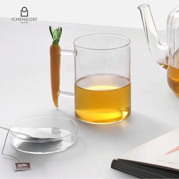 イタリア・ミラノを始め、人気の ICHENDORF コレクション 人気の VEGETABLES シリーズは、Alessandra Baldereschi のデザイン。VEGETABLES mug w/lid carrot 蓋付き キャロット...