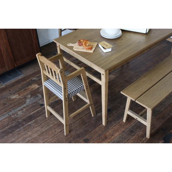 Rasic High Chair [RAC-3331]綺麗すぎない、粗さも含めて素材そのものの味わいを活かしたRasicシリーズ。どこか懐かしさを感じるソフトヴィンテージテイストに仕上げています。ダイニングでの使用にぴったりの子供用ハイチェ...