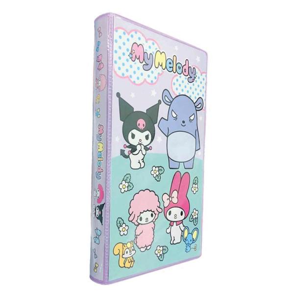 マイメロディの持ち運びできるBOXにカラフルな色鉛筆やペンがいっぱい詰まったブック型おえかきセットが登場です。クレヨンやマーカーなど種類盛りだくさんなので、おえかきが楽しくなること間違いなし。お子様へのプチギフトとしてもおすすめです。サイズ...