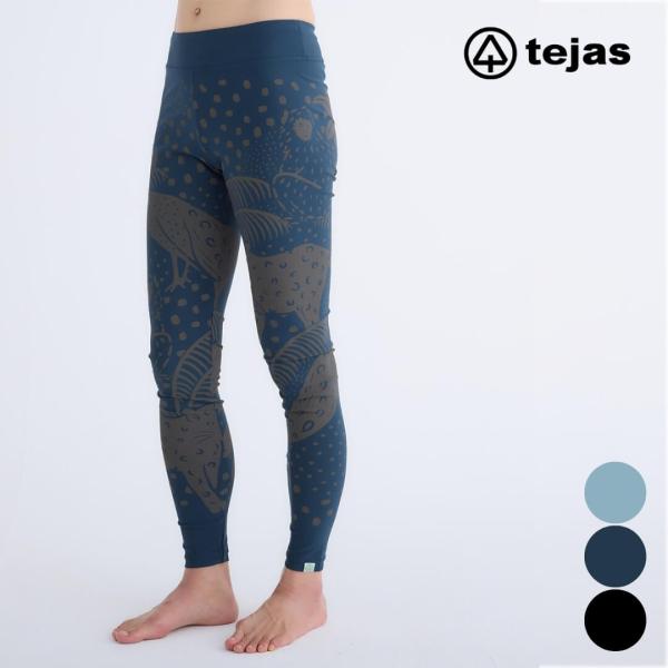 ■特徴TEJAS テジャス ヨガウェアtejas定番のプリントレギンス吸水速乾性の強いハイスペックな素材を使用し、ホットヨガや汗をかくハードなヨガにも対応できます。後ウエストの内側に、滑り止め効果のある生地を使用し、前屈時にもズレが少なく、...