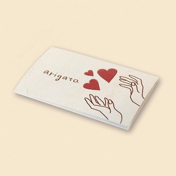 いつもありがとう！お世話になりました。はじめましてよろしくお願いします！そんな気持ちをそっと渡せるメッセージカード付きあぶらとり紙。フタを開けると手書きのメッセージが書き込めるスペースがあります