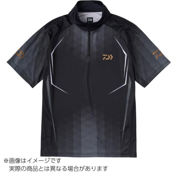 ●DAIWA ダイワ●商品名： ダイワ DE-7625 ショートスリーブハーフジップシャツ●詳細ハイネック仕様で夏場の釣りを快適にサポートUVケアと吸水速乾を両立した快適素材。首まわりの日焼けを軽減するハイネック仕様。濡れた状態での脱ぎ着の...
