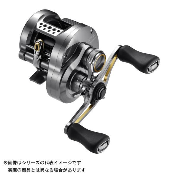 ●SHIMANO(シマノ)●商品名：CALCUTTA CONQUEST BFS●商品情報高い質感と機能が呼応する、美しきベイトフィネスリール。アングラーの心を満たす円形フォルム。低弾道キャストを意のままに。MGLスプールIII搭載。対応幅の...