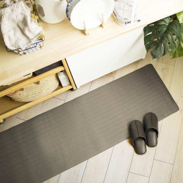 【発売日：2023年05月09日】★お掃除ラクラク！お洗濯の必要なし！●水しぶきや油汚れもサッとひと拭きで簡単キレイ！掃除機をかければゴミも簡単に取れるのでお掃除が楽になり、キッチンを清潔に保ちやすくなります。●お洗濯の必要がないので、時間...