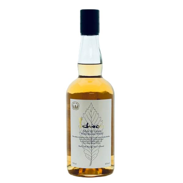 レモンピールやオレンジピールなどの爽やかな柑橘系の果物を感じるトップノート。スイートで軽やかな中に、複雑で奥深い原酒のハーモニー、コクのある余韻を感じます。