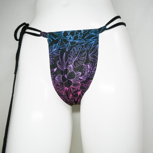 「幼老モダンふんどし-NAGI」について当工房のオリジナルモデルです。「越中」と「もっこ」の2種類を一緒に合わせた感じです。もっこや越中ふんどしよりしっかり固定できますが、締め付け感はありません。短めの前垂れをオプションとしてつけることがで...