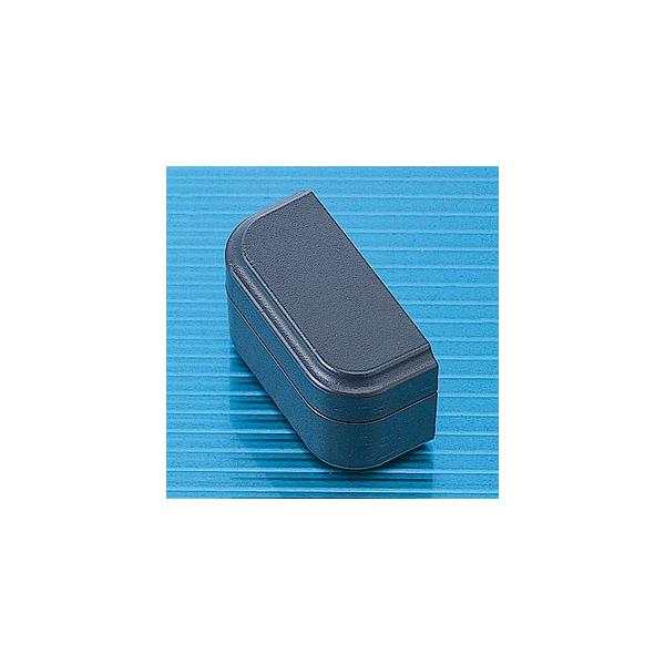 特長　●サーバーラック用コンセントバーの防塵カバーです。　●分割連結方式だから、付加機能を追加することが容易です。　　仕様　■材質：ABS樹脂