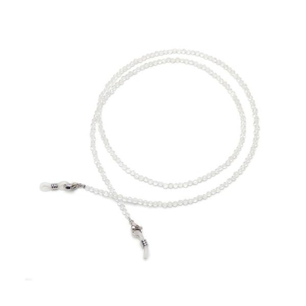 つけるだけでいつものメガネが華麗にドレスアップすること間違いなし！2WAYでネックレスにもなる素敵な多面カット水晶のメガネチェーン。今ならマスクチェーンにもなって、一石三鳥！素材：水晶カット約3.5mm・真鍮金具・シリコンゴム長さ：全長約7...