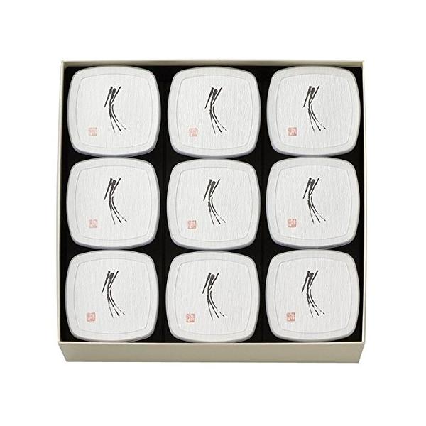 焼きたてのおいしさを商品化するために、素材の配合から、餡の炊き方、寒天の具合など、何度も何度も試作を繰り返して独自で開発した本生製法を使い、小豆本来のうまみを追求した水羊羹です。 厳選した北海道の小豆、鈴鹿山系の水を使うなど、素材にも大きな...