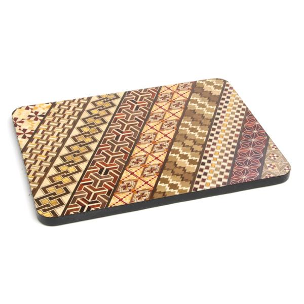 サイズ：240x180x10 mm【備考】天然の素材を用いた手作り品のため、色・柄・大きさはホームページ上の写真や表記と異なる場合がございます。