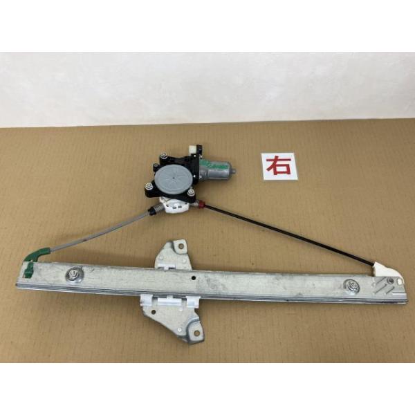 **** 商品説明を必ずご確認ください ****部品管理番号：000001585513120メーカー純正品番：85710-B2011部品名：右Fドアレギュレータ・モーター部品メーカー品番：062040-1961メーカー代替品番：69801-...