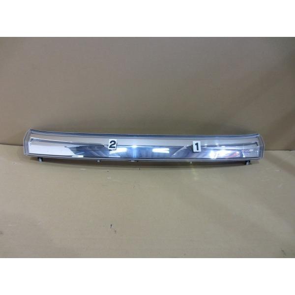 **** 商品説明を必ずご確認ください ****部品管理番号：000001613410400メーカー純正品番：72110-81P11部品名：ラジエータグリル部品メーカー品番：72110-81P0部品区分：リサイクル品管理品番：16134車名...