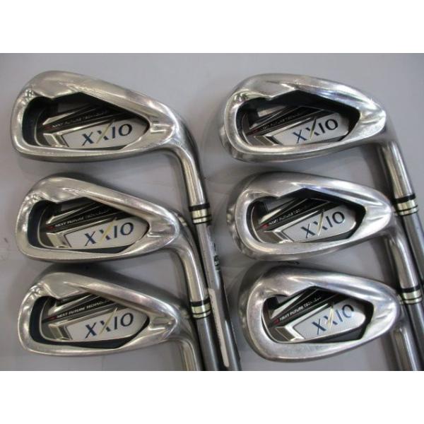 ■種別：アイアン　■メーカー：ダンロップ■モデル：ゼクシオ2012モデル　■シャフト：MP700 ■フレックス：R　■ロフト：0■本数：6　■番手：5-9 P■長さ：37.5　■クラブ重量：0■ライ角：61.5　■バランス：C9■キックポイ...