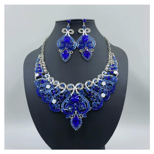 ■カラーとデザインは豊富！様々なドレスによく映る?■ラインストーンやビジューを惜しげもなく使用、華やかなものこの上ない?■ウェディングはもちろん、パーティーや発表会、舞台などでも大活躍の1点です? ウエディングアクセサリーセット　プライダル...