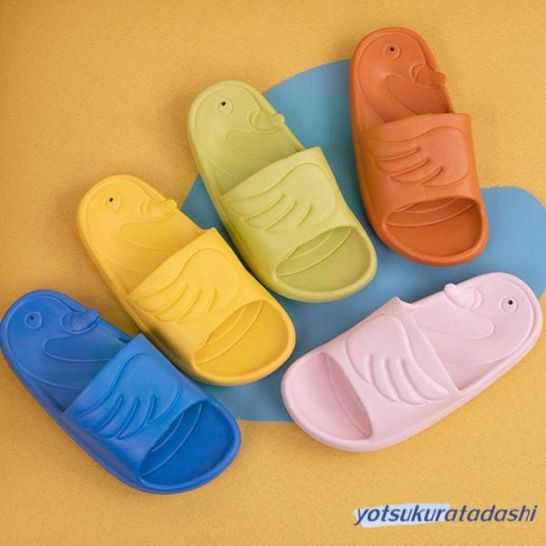 キッズスリッパ　子供スリッパ ベビー用 女の子 男の子　ルームシューズ 室内用 来客用 自宅用 履きやすい サンダル お手入れ簡単 室内履き■ 品名：キッズ用スリッパ■ 素材：アッパー：EVA         ソール：EVA■ カラー：全5...