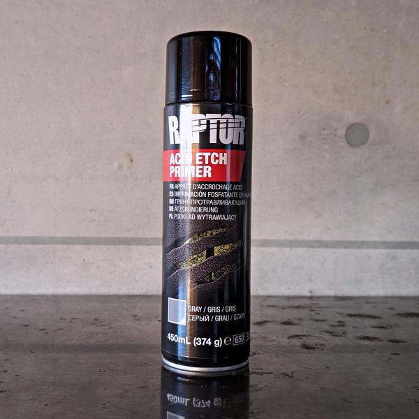 鉄の錆びを防ぐ防錆下地剤☆この商品は日本国内輸入総代理店RAPTOR JAPAN シーザーの正規輸入品となります。『ラプターライナー塗料』の下地として使います。素地のエッジングと下塗りをワンステップで実現します。リン酸エステル配合により、亜...