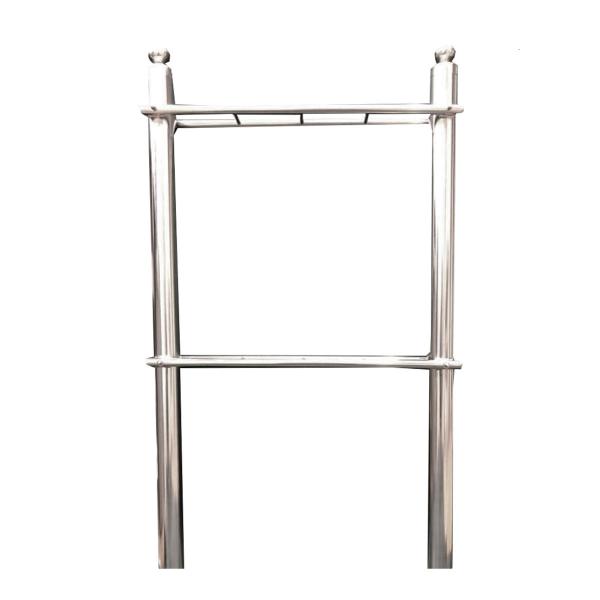 ステンレス  塔婆たて L 4コマ 2.8kg 送料無料幅55x高さ105cmステンレス塔婆立て。埋め込み施工必要です。【送料について】北海道は￥2655加算されます。沖縄・離島はお見積もりいたします。