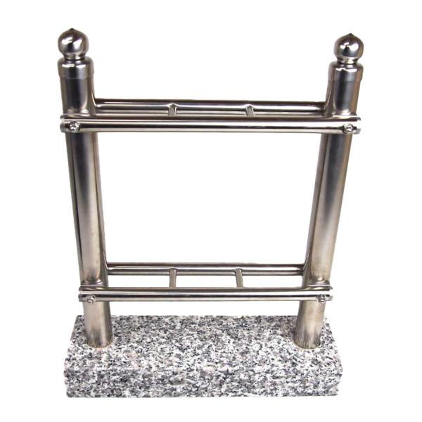 【送料無料】置くだけ　とてもかんたん自立式ミニ塔婆立て　白御影　3コマ自社工場加工だから「良品」軍手とがたつき防止砂入りサイズ33cm×10cm×ｈ4.5cm　重量約７kgステンレス塔婆立てに御影石をセットしました差し込み式で取り外し可能。...