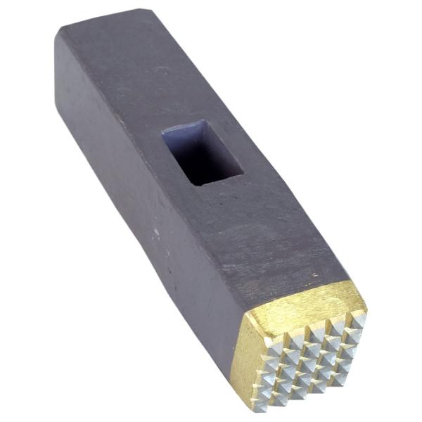 【送料無料】叩きビシャン3×3×13cm　25刃　940ｇ主な用途は石材の模様入れになります。石材以外には使用しないで下さい刃先全体が平均に当る様軽く叩いて使用して下さい。