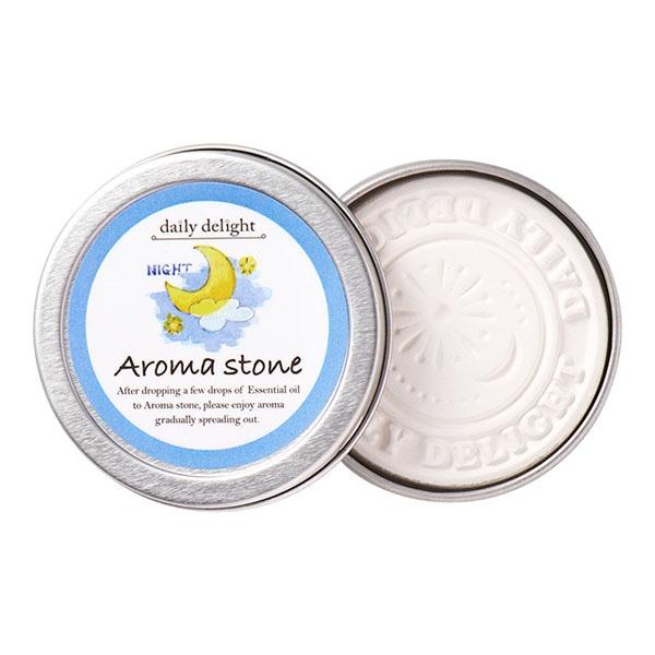携帯に便利なアロマストーンです。お出かけの際はもちろんのこと、寝室やデスクに置いても、香りをお楽しみいただけます。アロマストーンは、なめらかな質感ときれいな白さが特長の白雲陶器（瀬戸焼き）でできています。サイズ 幅58mm×高さ12mm原産...