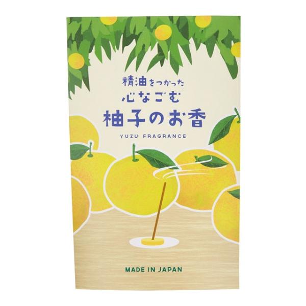 穏かに香るスティックタイプのお香。くもりがちな気分のリフレッシュに。来客前や掃除の後、心を落ち着けたい時にもおすすめです。セット内容 　：　お香20本、香立て1個燃焼時間　：　約20分原産国　：　お香：日本/香台：中国使用方法　：　○お香の...