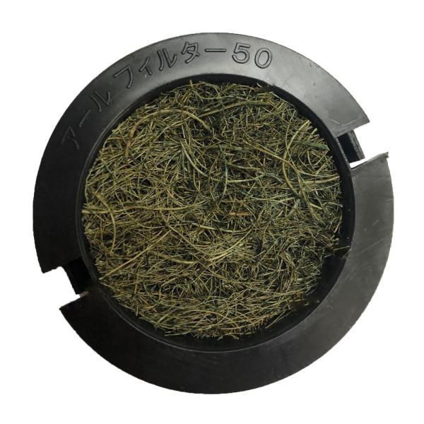 ワンタッチで施工可能な水抜きパイプ用フィルターです。透水性・集水性・耐久性ともに良好。同一品でＶＰ管ＵＶ管にも使用可能。埋戻工事のスピードアップに貢献。50個以上入りの他のアールフィルターと合わせて購入頂いた場合は送料は無料になります。