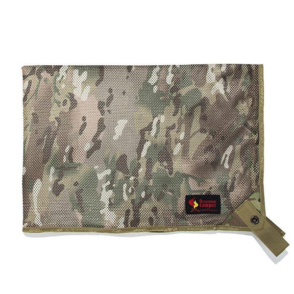 サイドタープやカーサイドタープとして使える、メッシュシェード300です。300cmサイズになったことで、大型タープとも組み合わせやすくなりました。タープやソロテントと組みあわせたり、カーサイドに取り付けたりと、使い方は様々です。ポールや張り...