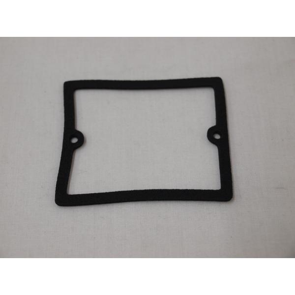 JB　大型角型テールランプ　ウインカーレンズ用パッキン（新・改・06テール用）JB大型角テールのウインカーレンズとウインカーリムの間に入れるパッキンです。品番　9240492表示の価格は１枚の値段です。