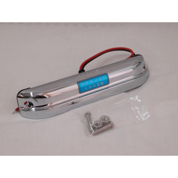 LEDナンバー灯　12/24V専用ブラケットを使うことでJB樹脂製ナンバー枠角型に取り付けることができます。本体サイズ：23.5×150×26.4mm重量約52g・定格入力電圧  : DC12V  /  DC24V・許容入力電圧範囲 : D...