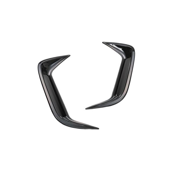 ＊商品名リアリフレクターガーニッシュ＊対応車種ヤリスクロス［MXPJ/MXPB1#］※モデリスタ製エアロ装着車は取付不可＊素材ABS樹脂リフレクター周辺に精悍な印象を与えるエクステリアアイテム。取付方法は本体裏面の両面テープで固定するだけの...