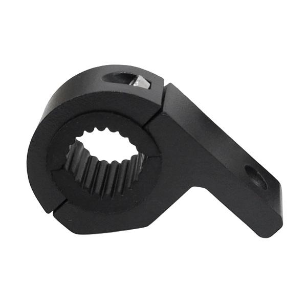 ・カラー：ブラック 黒・適合パイプ径：28.5〜31.5mm・バンド幅：23mm・材質：アルミ・重量：95g◆セット内容：1個 取付金具付き作業灯や集魚灯、サーチライトの取付けにお勧めです！穴を開ける事なくライトの取付けが可能！丸パイプにワ...