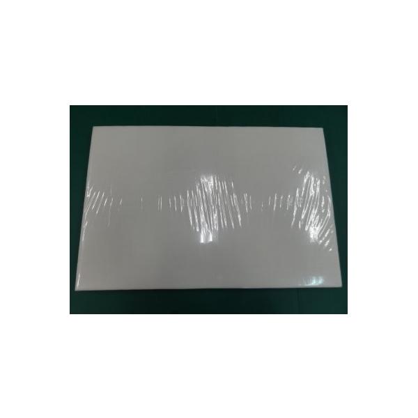 スチームアイロン用のアイロン作業台です。裏面は、通気性・高温のスチームに耐えられる、マット、金属メッシュですので、スチームの抜けがよく、ご使用のスチームアイロンの性能を１００％引き出す事が出来ます。脚を出す事によって、フローリング等の床を熱...