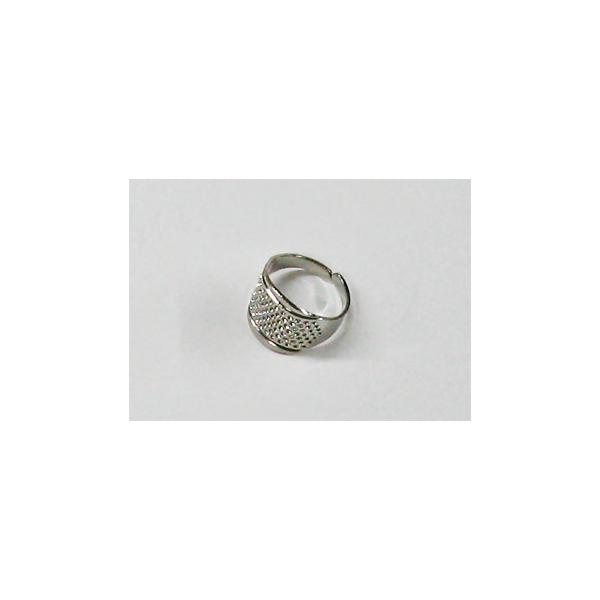 少し幅広で針がすべっても両サイドにソリがあるのでカバーしてくれます。※製造国:日本