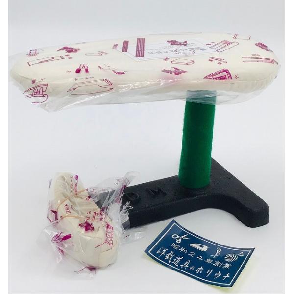 スチームアイロンとの相性抜群4箇所の穴が空いている為、スチームが抜ける構造になっています。側面　持ち手にグリーンのフェルトが付き、触った瞬間に手がヒヤッとすることなく、温かく、やわらかいクッションの役割もしてくれます。新しいデザインになって...