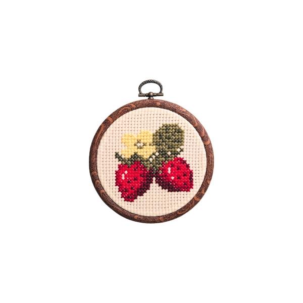 クロスステッチ　フープ付　初級<出来上がり寸法>額内径：10.5cm<キット内容>25番ししゅう糸No.3000布 ジャバクロス中目(ベージュ)おしゃれフープクロス針カラー図案付説明書<目数>9カウント／...