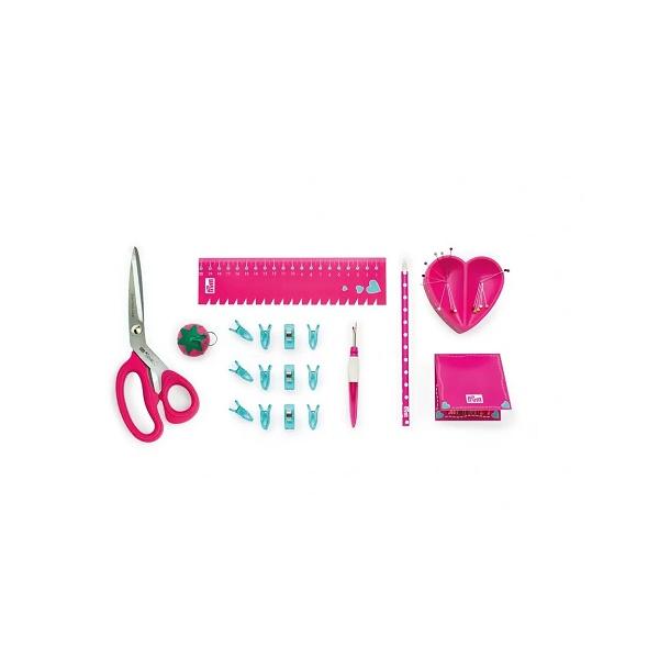 高品質のソーイングアクセサリーを備えたスターターセット2段式収納ボックスご自宅用、旅行用、ギフト用に最適です。色：ピンク寸法：17cm×23.5cm材料構成：プラスチック金属商品情報：透明なプラスチック製のボックスに最も重要なソーイング ア...