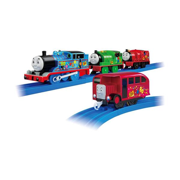 プラレール きかんしゃトーマス原作出版80周年 キラキラのソドー島のにんきものセット (4両セット) 【蒸気機関車 車両セット 本体 電車 鉄道玩具 玩具】ソドー島のにんきものがキラキラのメタリックカラーで大集合!きかんしゃトーマス原作出版...