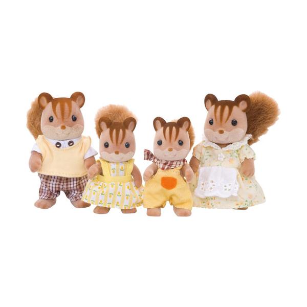 シルバニアファミリー 人形 くるみリスファミリー FS-17 (4体セット) 【子供 親子 父親 母親 家族 動物 フィギュア 本体 玩具】大きなふさふさのしっぽがかわいいくるみリスのお父さん、お母さん、男の子、女の子のセットです。「あかり...