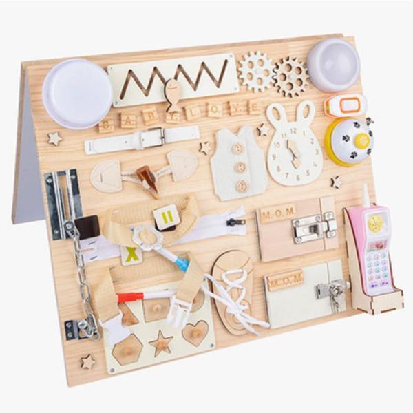 木製の忙しいボード：木製の忙しいボードは、子供がフック、スナップ、クリック、スライドするラッチをナビゲートするときに器用さを構築するのに役立つ、面白くて教育的なアクティビティのプレイボードです。最高品質の天然木から作られたベースで、明るい無...