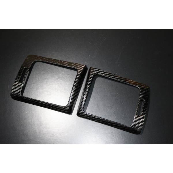 VAB/VAG, VMG/VM4用の左右吹き出し口のカバーです。 両面テープで貼るだけです。 ドライカーボン製。 クリア塗装済み。 左右セット※製品に両面テープは貼ってあります。−−−−−−−−−−−−−−−−−−−−−−−−−−−−−ＹＲ...